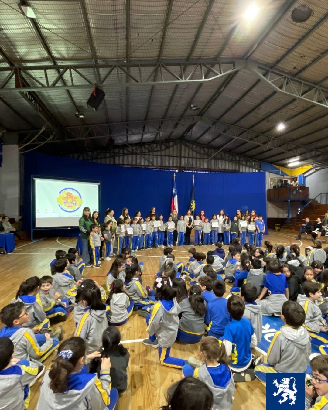 30 Windsor School